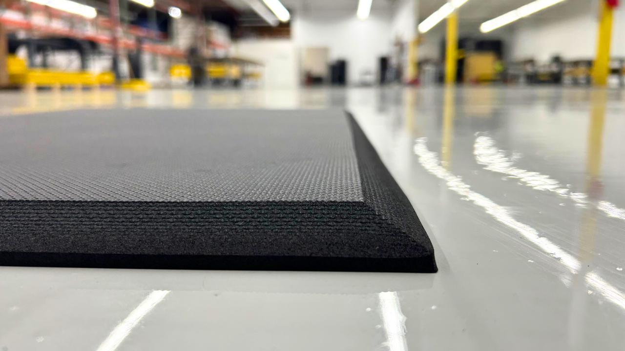 100-1 Series Anti-Fatigue Mat, 3' Wide | AcroMat