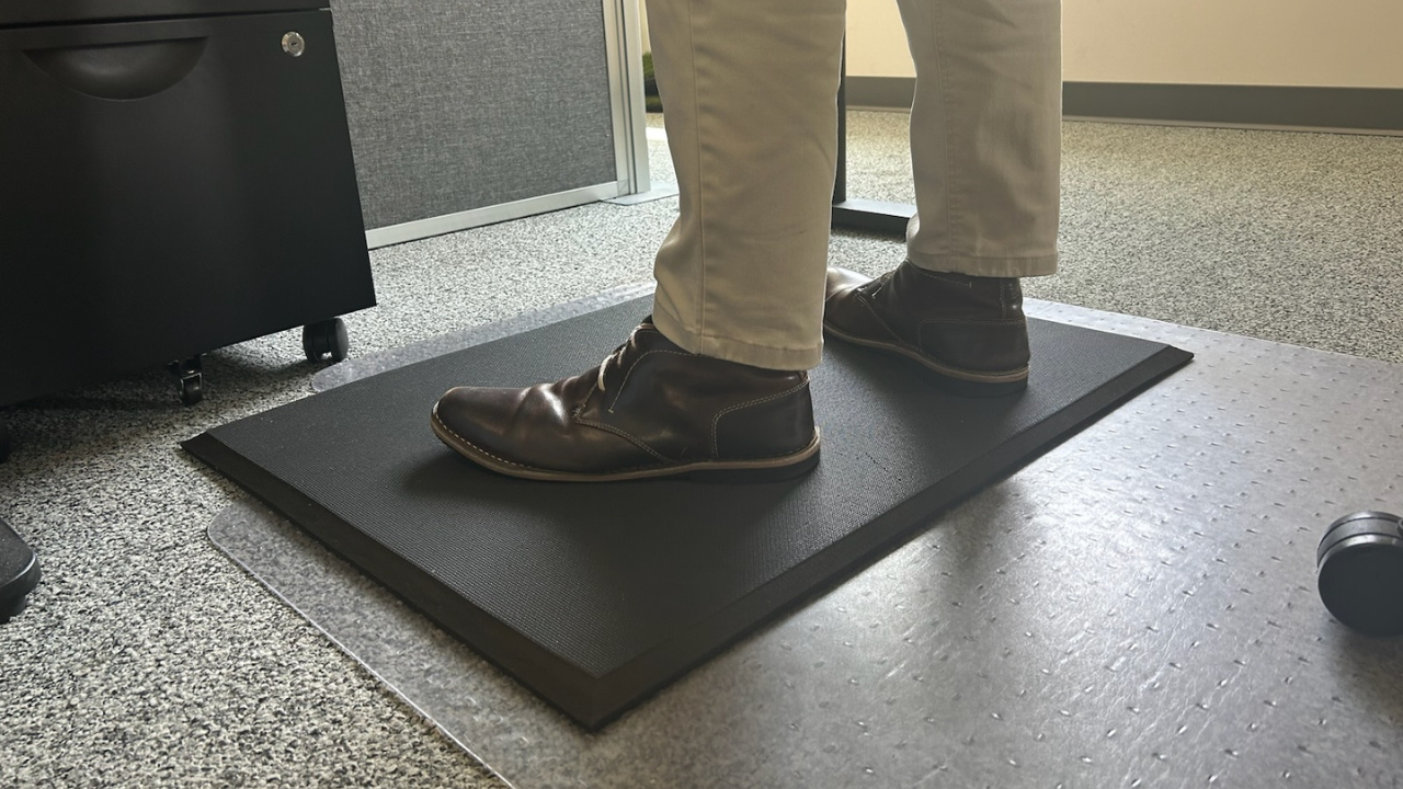 100-1 Series Anti-Fatigue Mat, 3' Wide | AcroMat